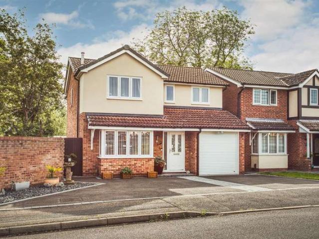 4 Bedroom Detached House