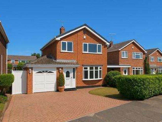 4 Bedroom Detached House