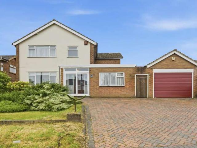 4 Bedroom Detached House