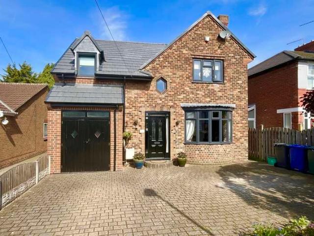 4 Bedroom Detached House