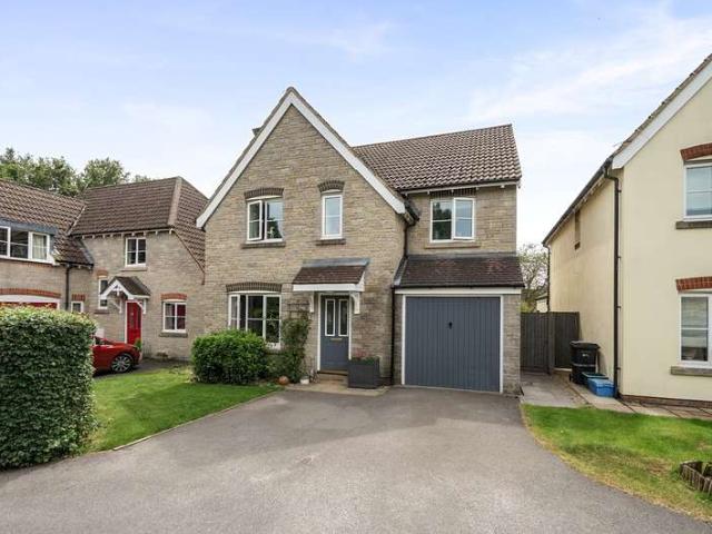 4 Bedroom Detached House