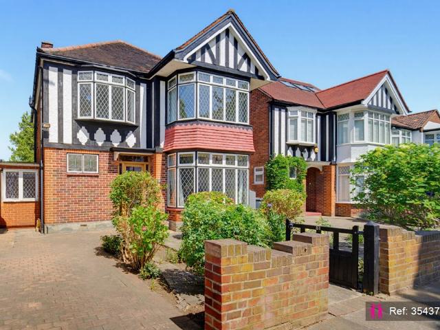 4 bedroom detached house for rent