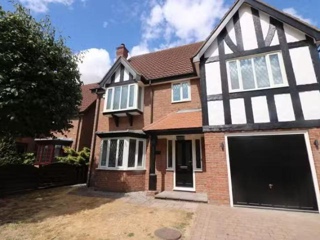 4 bedroom detached house for rent in 1 Welton Wold View, HU14