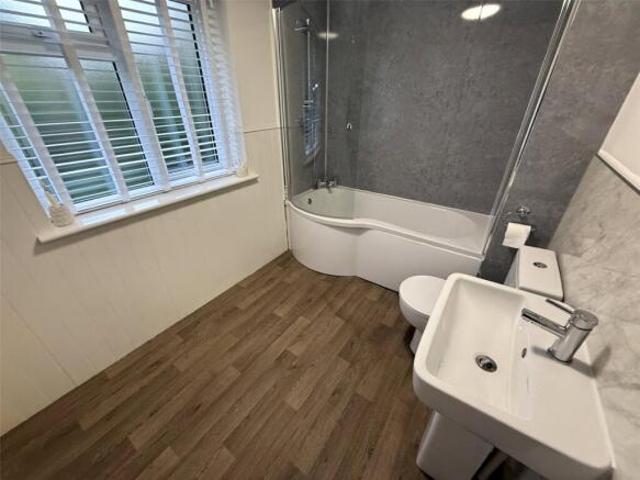 4 bedroom detached house for rent in 1 Bishy Barnebee Way, Norwich, NR5