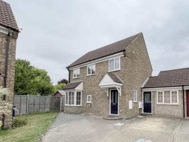 4 bedroom detached house for rent in 64 Doggett Road, Cambridg.