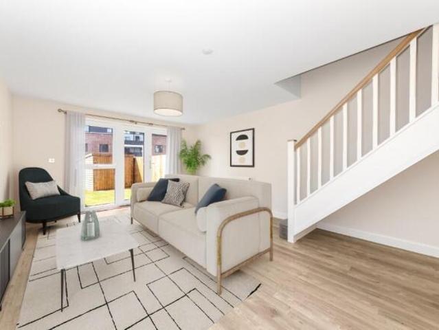 4 bedroom detached house for rent in Covington Way, Cambridge, Cambridgeshire, CB3