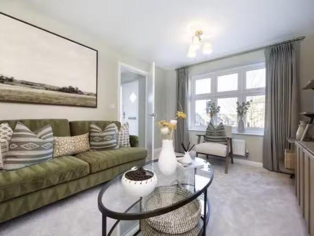4 bedroom detached house for rent in Collingwood Park, Darwen.