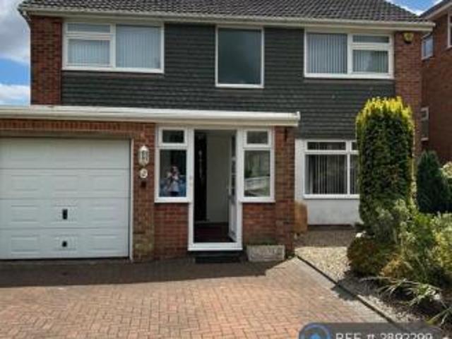 4 bedroom detached house for rent in Collins Road, Exeter, EX4