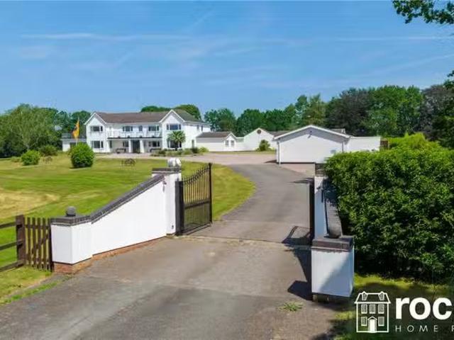 4 bedroom detached house for rent in Corbrook, Audlem, CW3