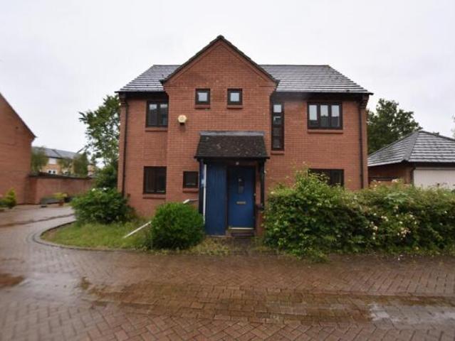4 bedroom detached house for rent in Cadeby Court, Broughton, MK10