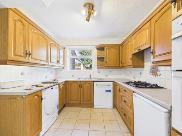 4 bedroom detached house for rent in Canterbury, CT1