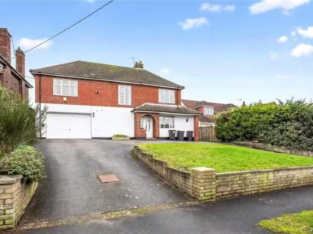 4 bedroom detached house for rent in Church Lane, Middleton, T.