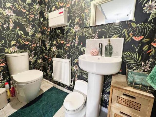 4 bedroom detached house for rent in Chantry Road, Liverpool, Merseyside, L25
