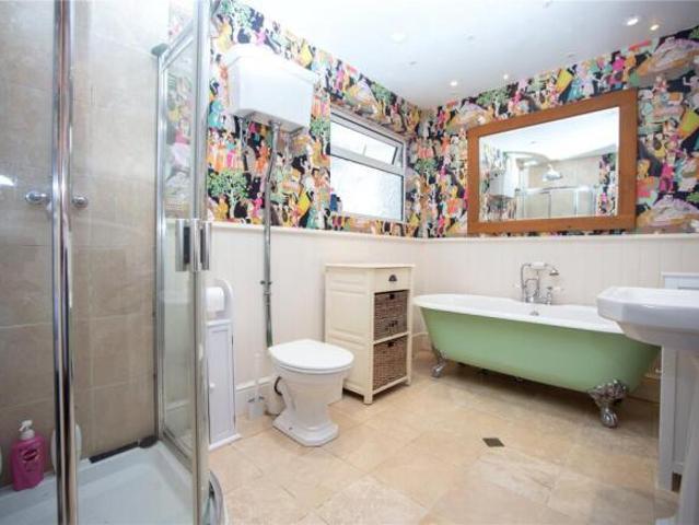 4 bedroom detached house for rent in Chargrove Lane, Up Hatherley, Cheltenham, Gloucestershire, GL51