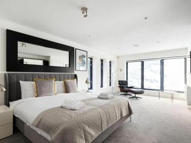 4 Bedroom Detached House For Rent In Clapham, London