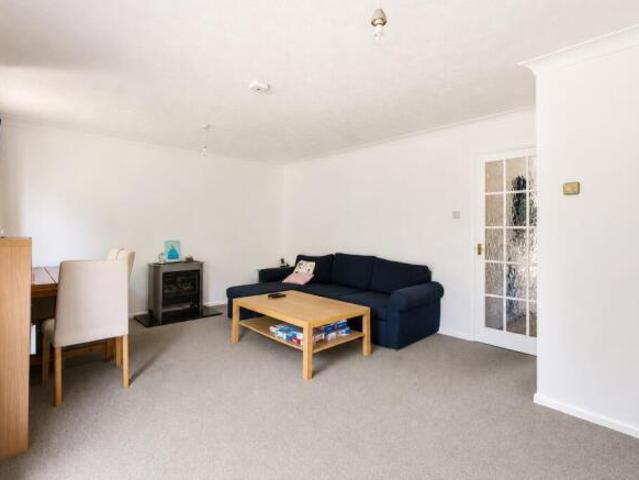 4 bedroom detached house for rent in Craiglands, St. Albans, Hertfordshire, AL4