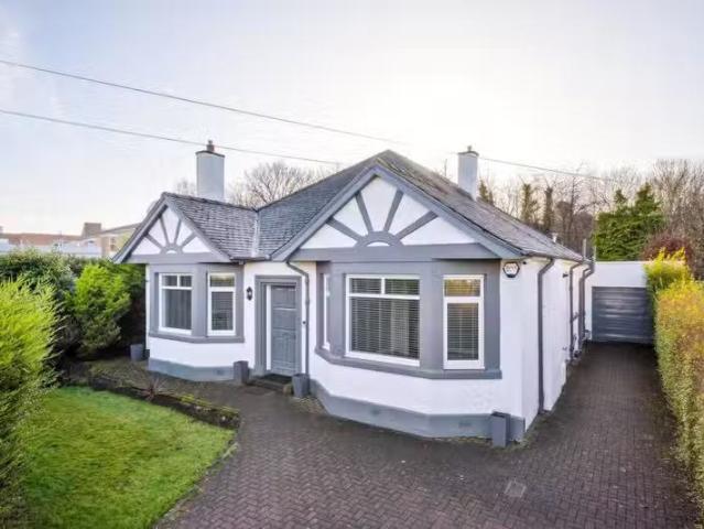 4 bedroom detached house for rent in Crarae Avenue, Edinburgh.