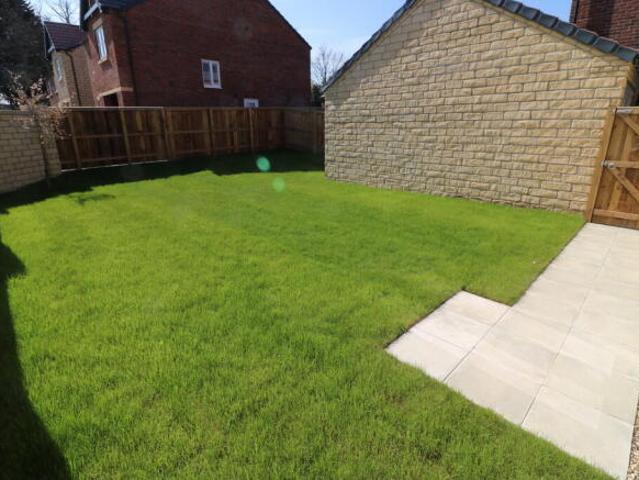 4 bedroom detached house for rent in Acacia Drive, Willerby, HU10