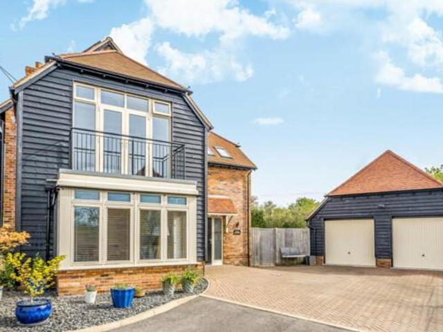 4 Bedroom Detached House For Rent In Alresford, Hampshire