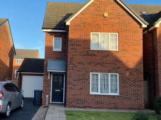 4 bedroom detached house for rent in Ashes Lane, Birmingham, W.