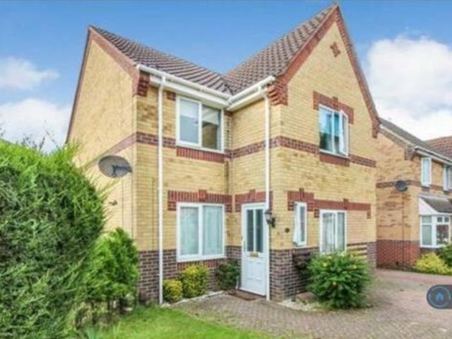 4 bedroom detached house for rent in Association Way Dussingdale Norwich NR7