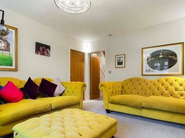 4 bedroom detached house for rent in Avocet Road Hereford HR4