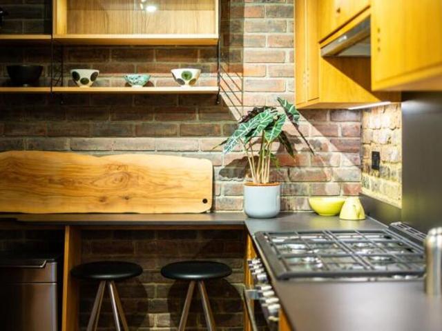 4 bedroom detached house for rent in Balaclava Road, Bermondsey, London, SE1