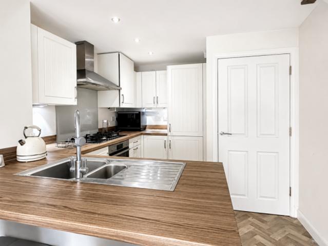 4 bedroom detached house for rent in Beagle Road, Cambridge, CB3