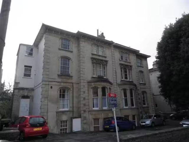 4 bedroom detached house for rent in Belgrave Road, Bristol, BS8