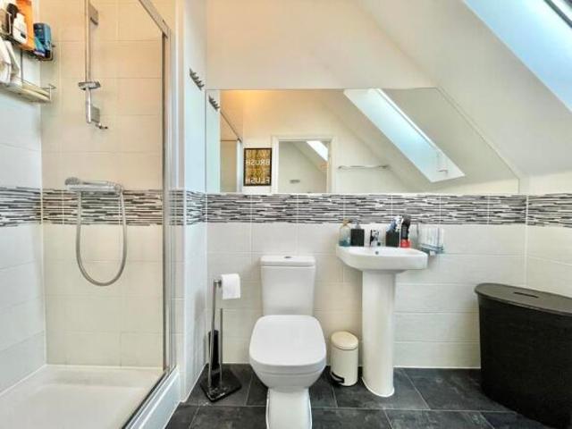 4 bedroom detached house for rent in Berrenda Avenue, Whitehouse Park, MK8