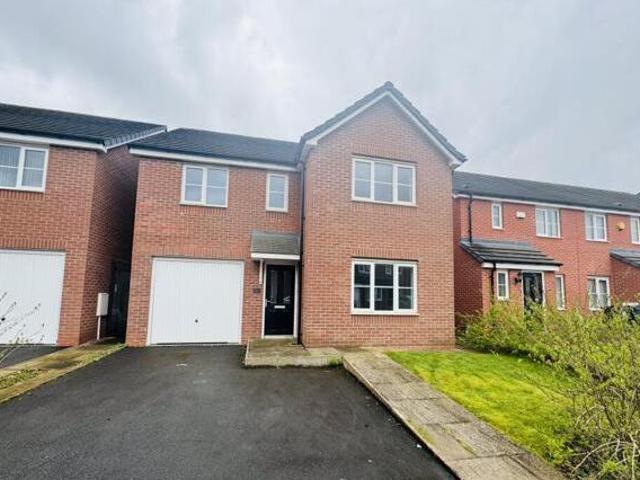 4 Bedroom Detached House For Rent In Birmingham