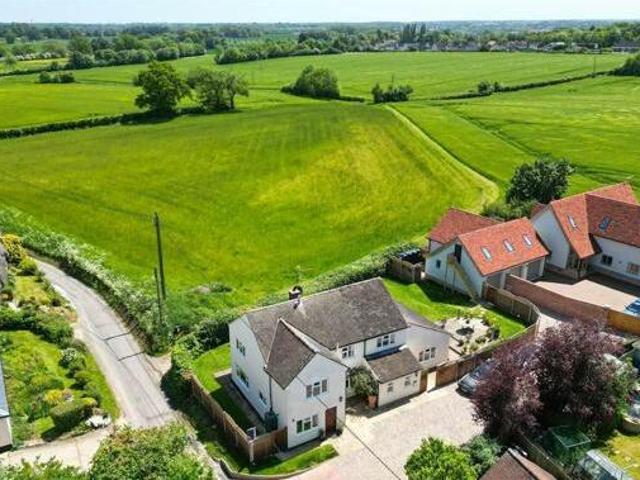 4 Bedroom Detached House For Rent In Bishops Stortford, Herts
