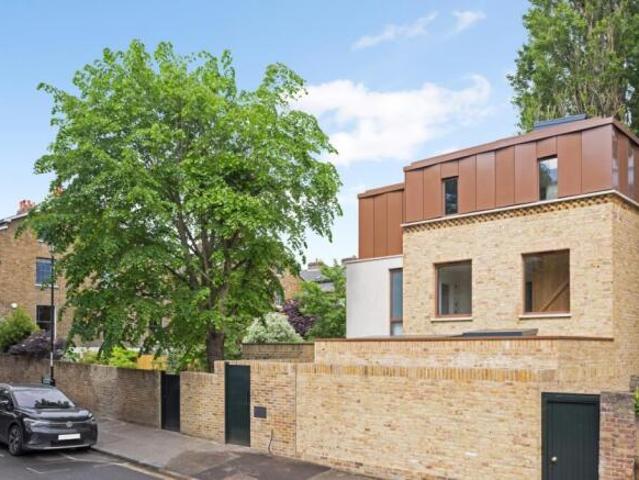 4 bedroom detached house for rent in Blackheath Village SE3