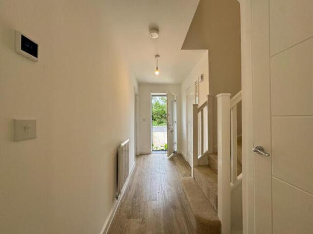 4 bedroom detached house for rent in Brahaman Way, Milton Keynes, MK8 1, MK8