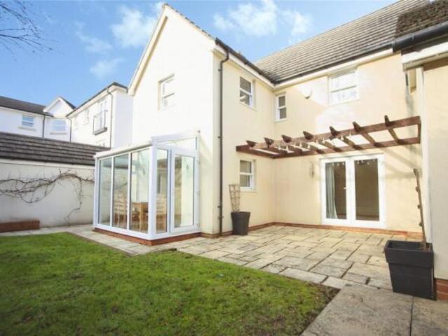 4 bedroom detached house for rent in Goodrich Road, Cheltenham, Gloucestershire, GL52