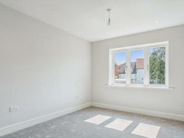 4 Bedroom Detached House For Rent In Garsington