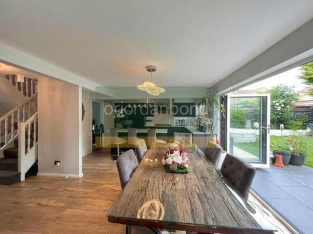 4 bedroom detached house for rent in Geldock Road, Little Billing, Northampton, NN3