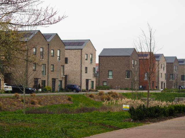 4 bedroom detached house for rent in Gregory Park North, Cambridge, Cambridgeshire, CB5