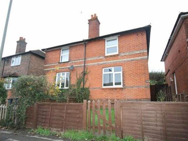 4 Bedroom Detached House For Rent In Guildford, Surrey