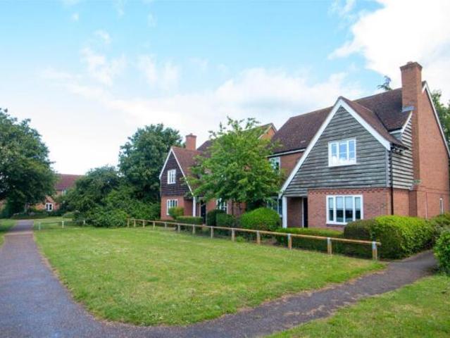 4 bedroom detached house for rent in Digby Croft, Middleton, MK10