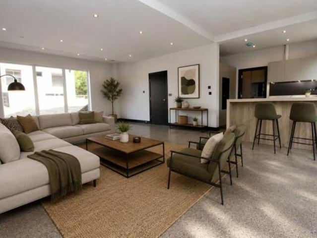 4 bedroom detached house for rent in Drinkwater Lodge, M25 9AN, M25
