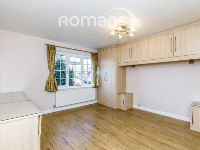 4 bedroom detached house for rent in Durand Road, Earley, Reading, RG6