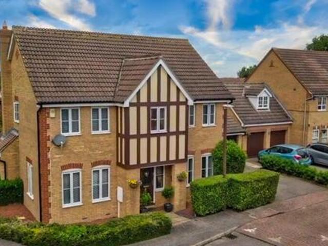 4 Bedroom Detached House For Rent In Emerson Valley
