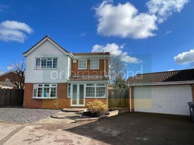 4 Bedroom Detached House For Rent In East Hunsbury, Northampton