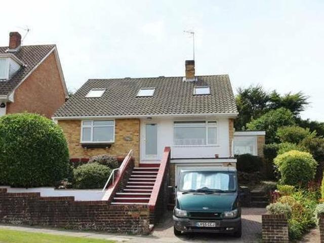 4 bedroom detached house for rent in Eldred Avenue BN1