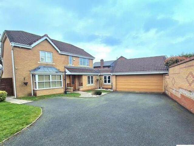 4 Bedroom Detached House For Rent In Four Oaks