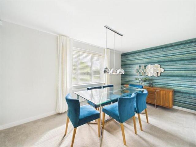 4 bedroom detached house for rent in Knotgrass Way, Hardwicke, Gloucester, Gloucestershire, GL2