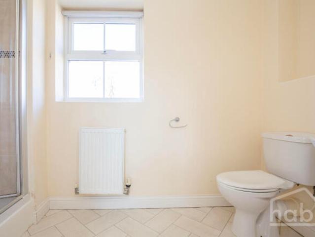 4 bedroom detached house for rent in Kingfisher Close, Cringleford, NR4