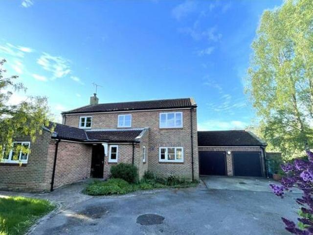 4 Bedroom Detached House For Rent In Kirk Hammerton, York