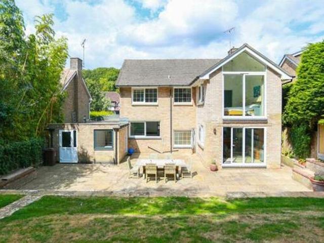4 Bedroom Detached House For Rent In Hove, East Sussex